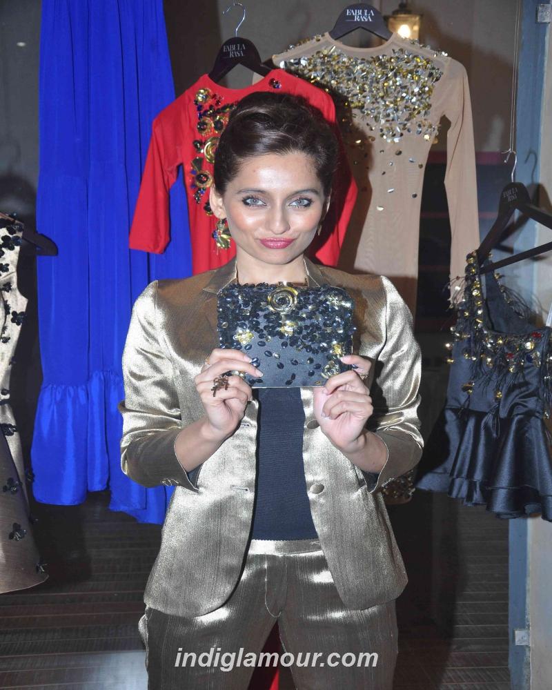 Anusha Dandekar Actress photo,image,pics and stills - # 522311