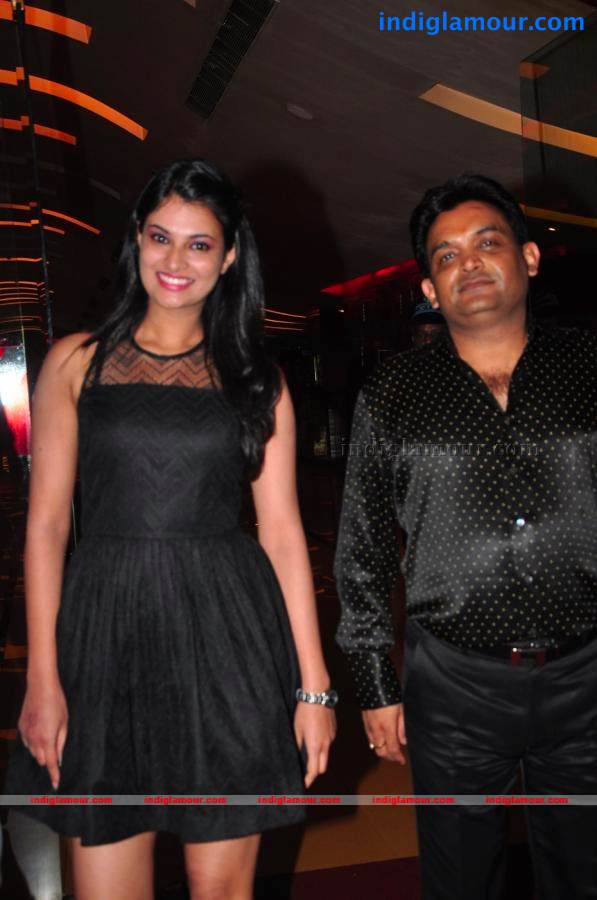 Rajdhani Express Hindi Movie Photos Stills - photo #236929
