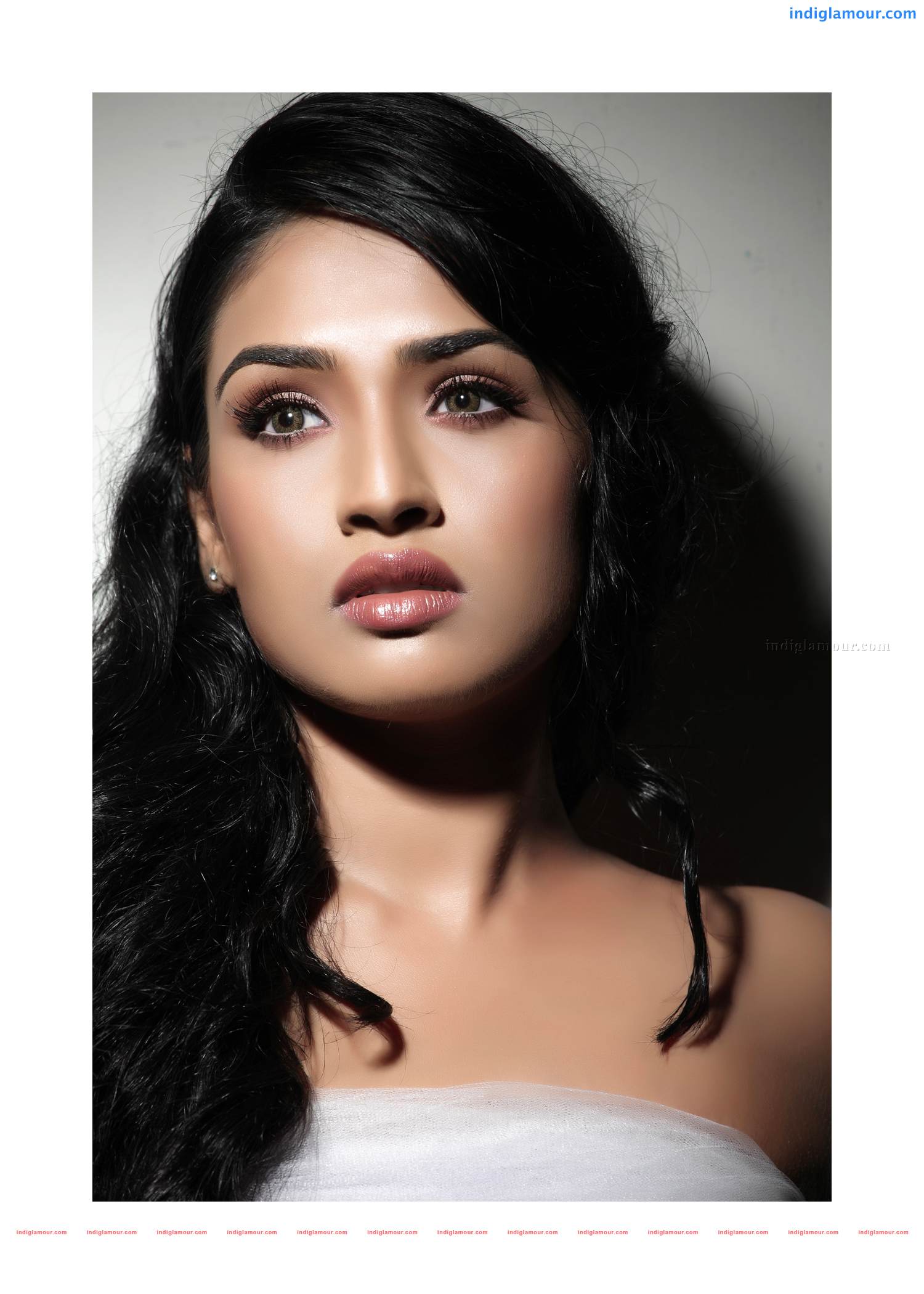 Vidya Actress HD photos,images,pics and stills-indiglamour.com #209697