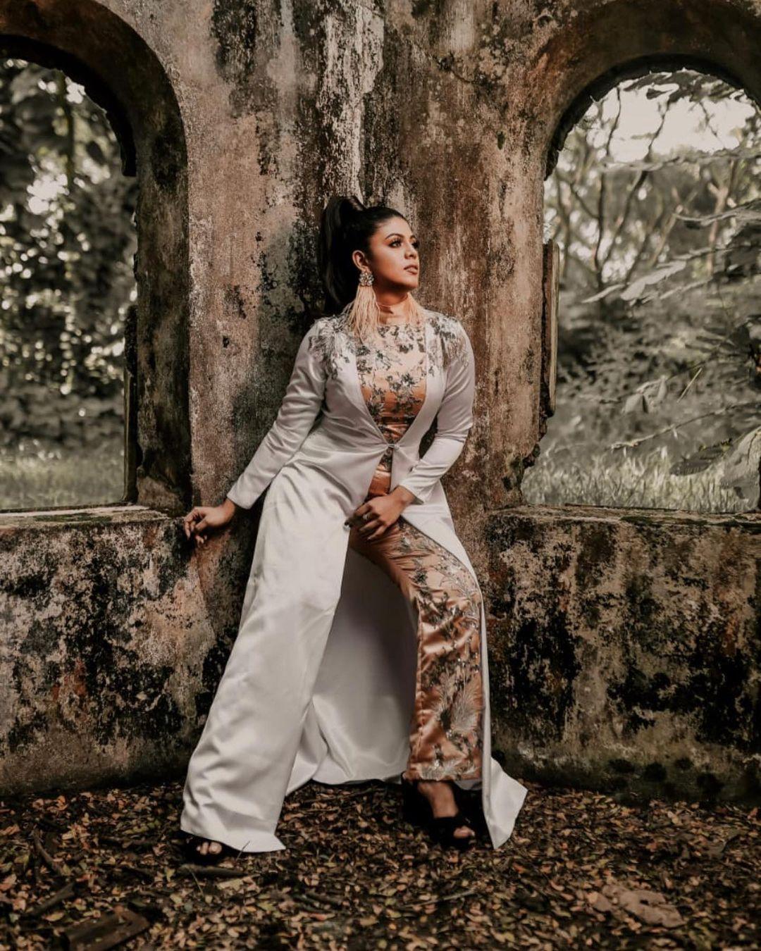 Iniya Actress photo,image,pics and stills - # 546850