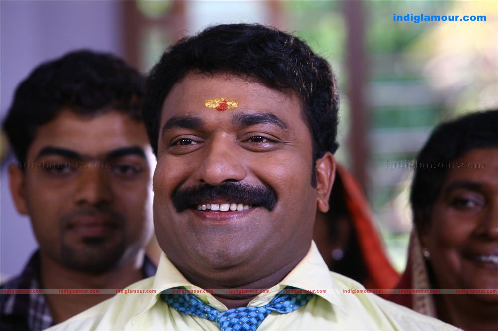 Ponnu Kondoru Aalroopam Malayalam Movie Photos Stills - photo #97692