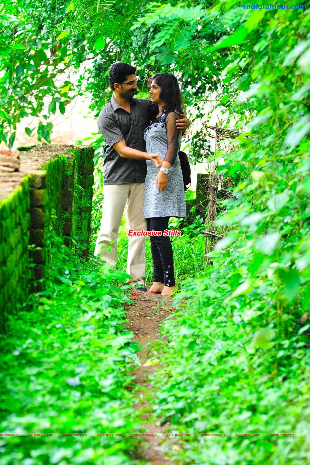 Nalla Bharya Movie HD photos,images,pics,stills and picture-indiglamour ...