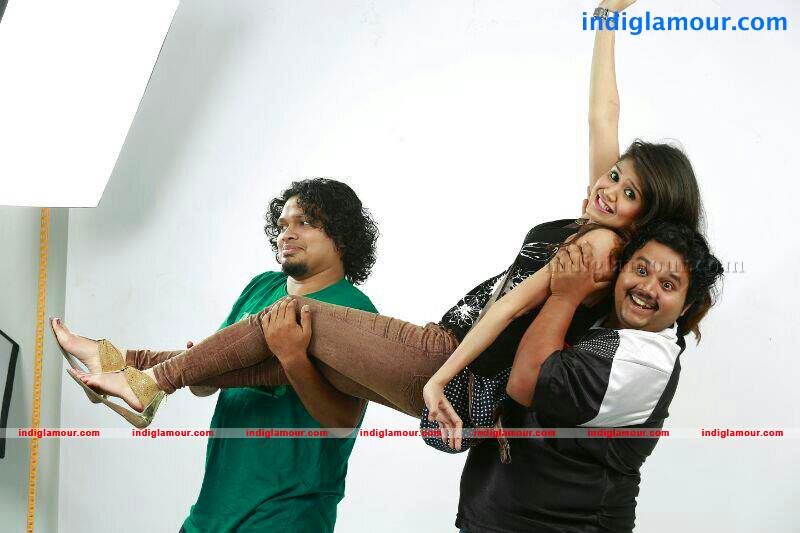 Preview Movie HD photos,images,pics,stills and picture-indiglamour.com ...