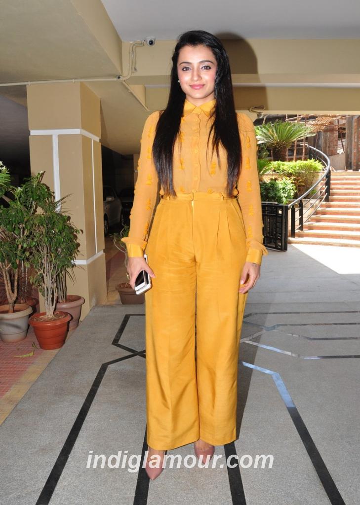 Trisha Krishnan Actress HD photos,images,pics and stills-indiglamour ...
