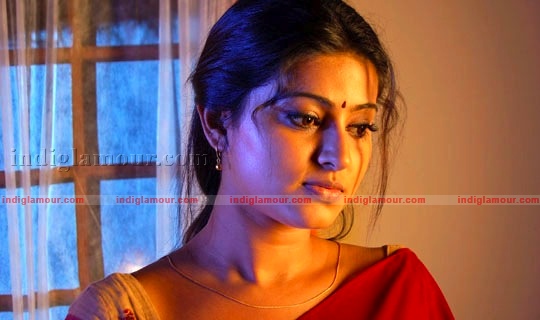 Sneha Actress HD photos,images,pics and stills-indiglamour.com #10006