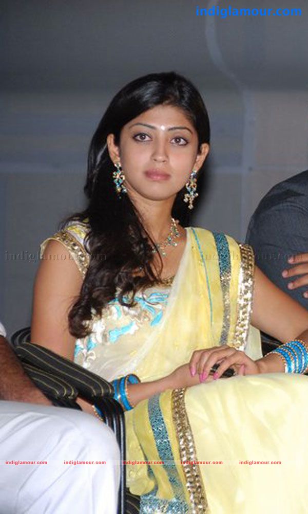 Pranitha Actress photo,image,pics and stills - # 128729