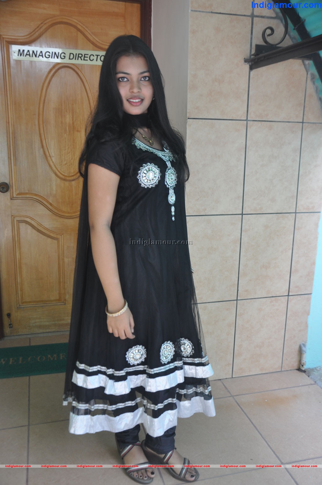 Mridula Vijay Actress HD photos,images,pics and stills-indiglamour.com ...