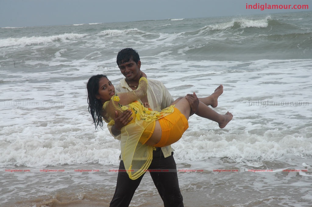 Kadhalagi Movie HD photos,images,pics,stills and picture-indiglamour ...