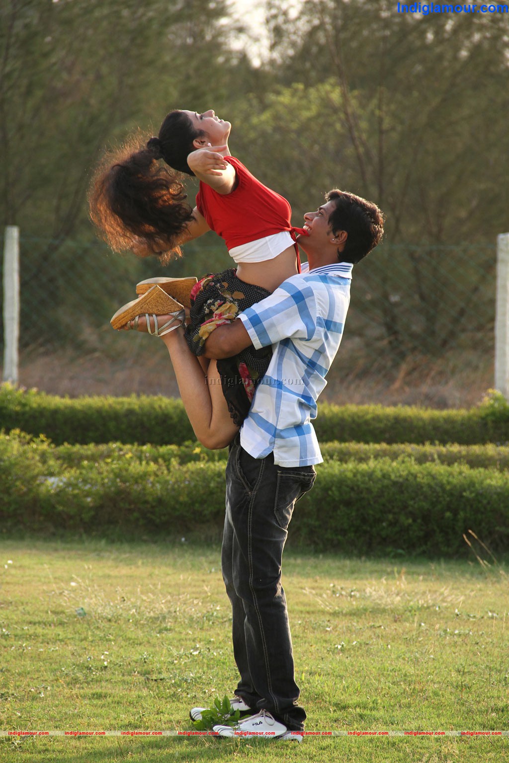 Sutta Pazham Sudatha Pazam Movie HD photos,images,pics,stills and ...