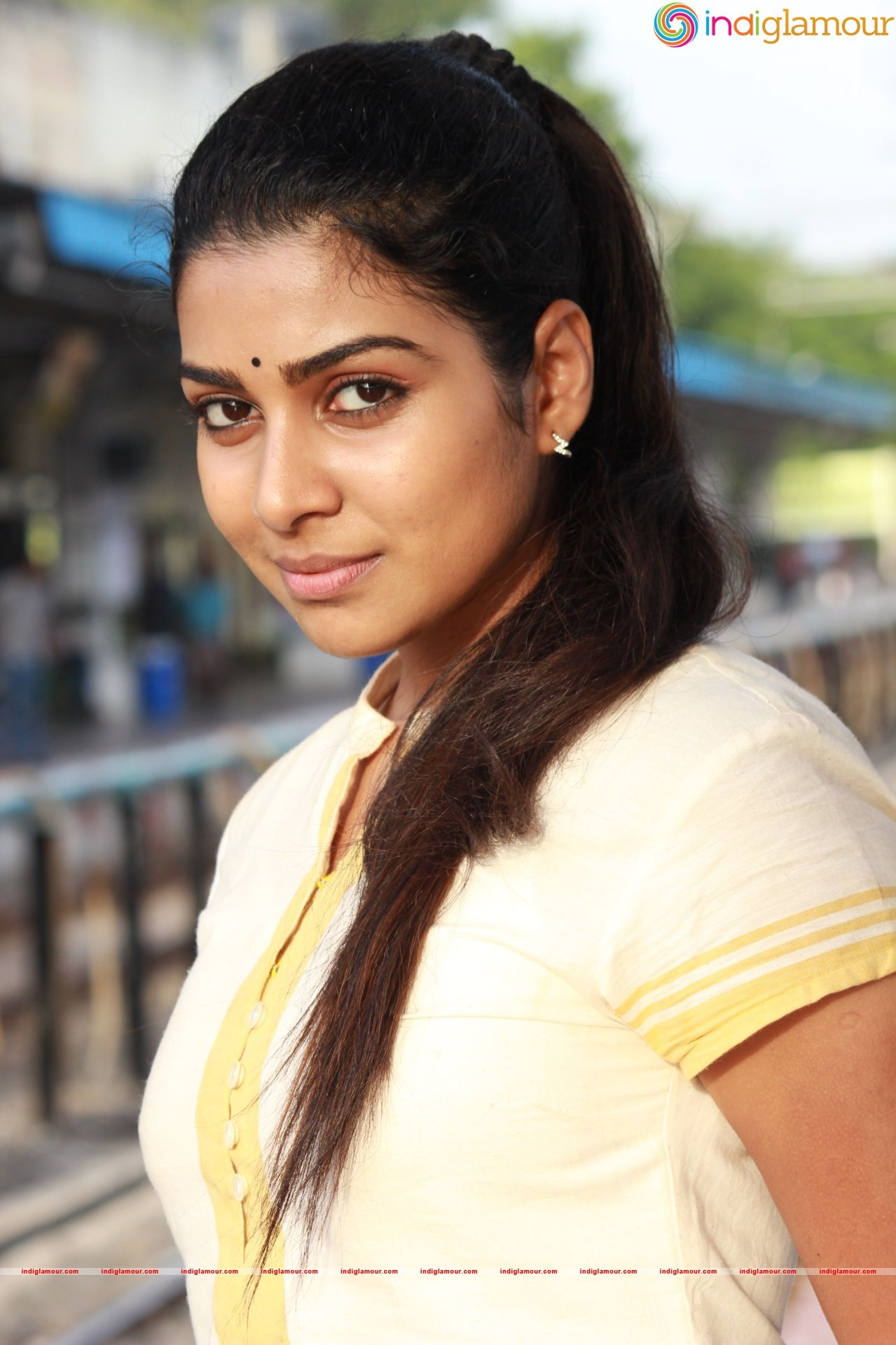 Pichaikkaran Movie Gallery Movie HD photos,images,pics,stills and ...