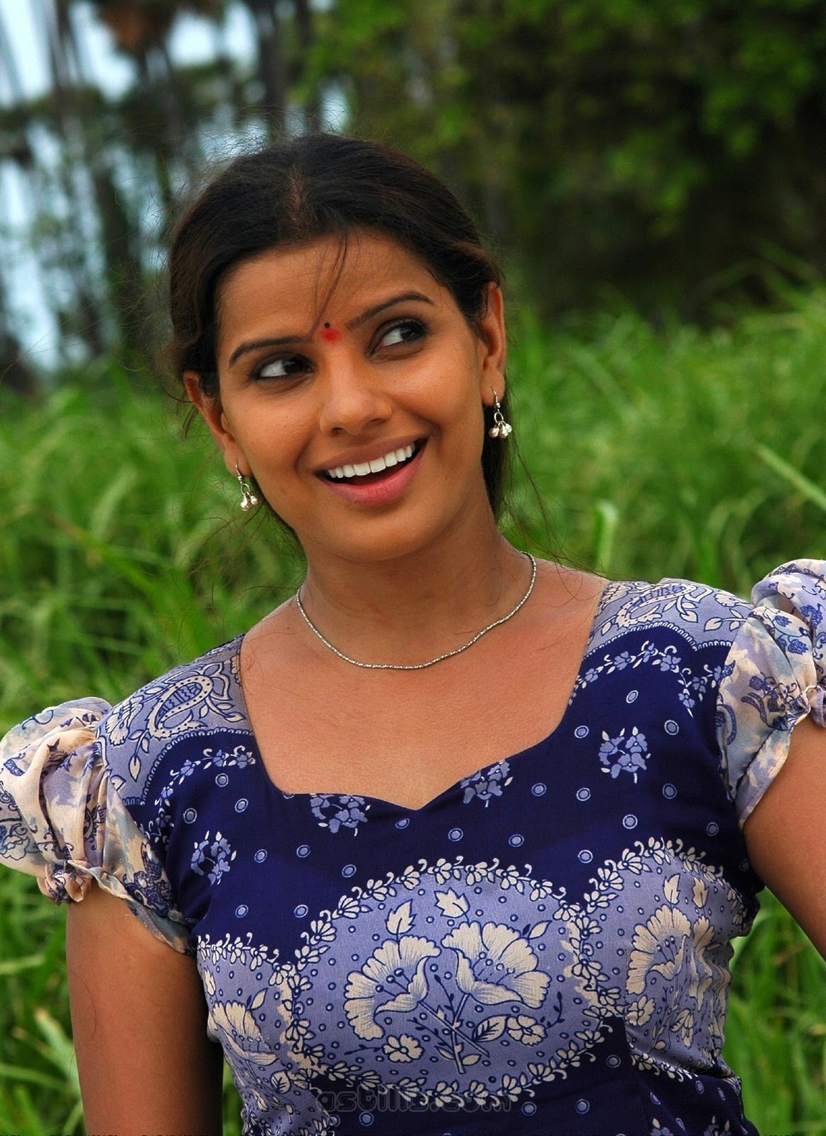Madhu Sharma Actress HD photos,images,pics and stills-indiglamour.com ...