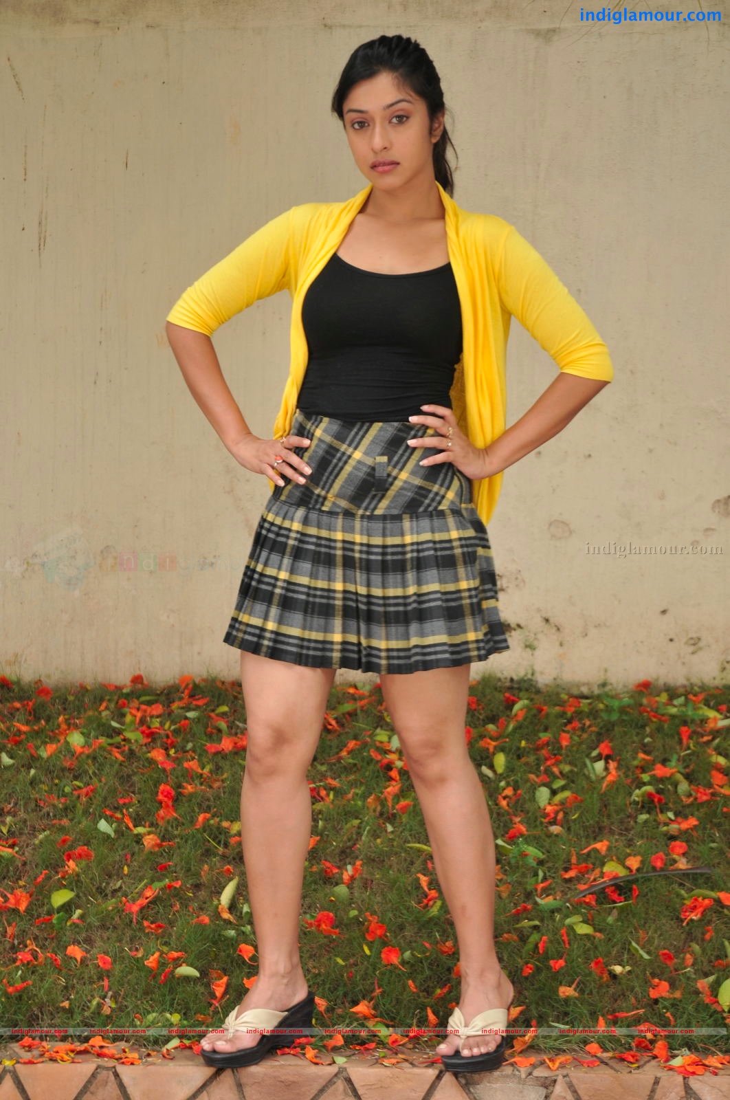 Payal Ghosh Actress photo,image,pics and stills - # 158772