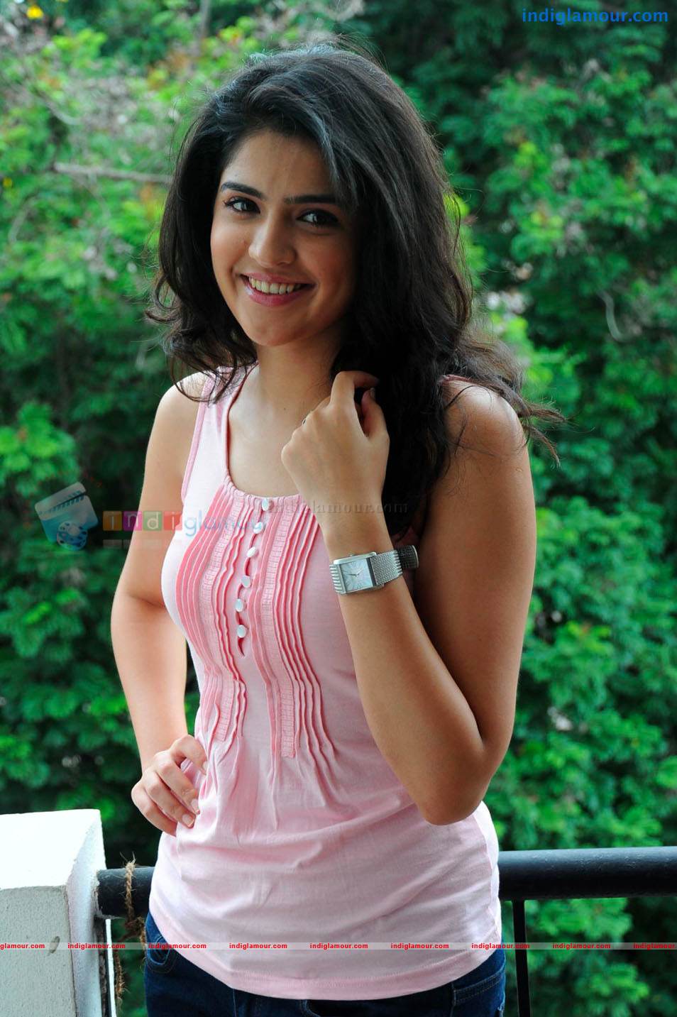 Deeksha Seth Actress HD photos,images,pics and stills-indiglamour.com ...