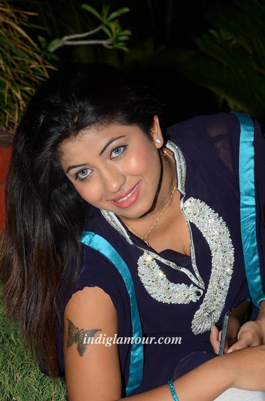 Geethanjali Actress HD photos,images,pics and stills-indiglamour.com ...