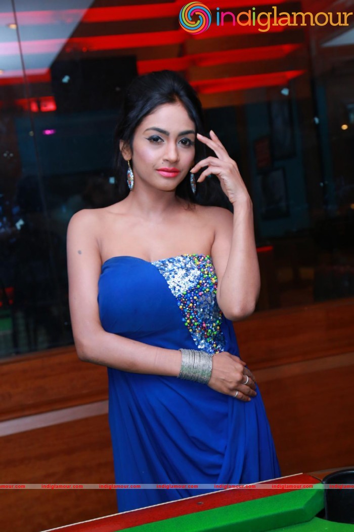 Pooja Sree Spicy Photos Gallery Actress photo,image,pics and stills ...