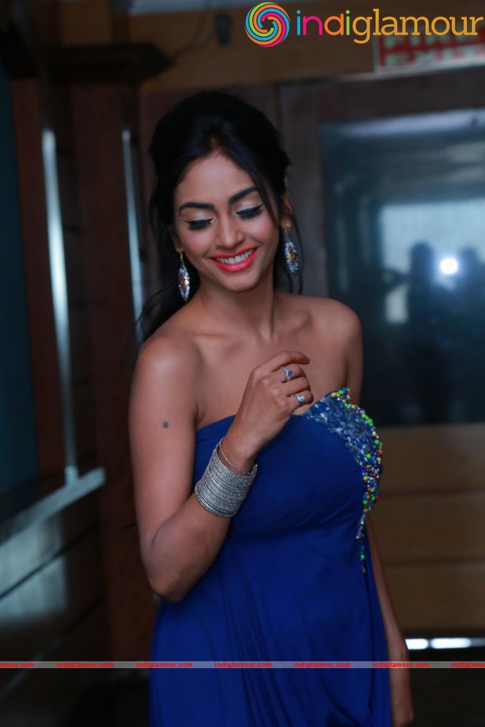 Pooja Sree Spicy Photos Gallery Actress photo,image,pics and stills ...