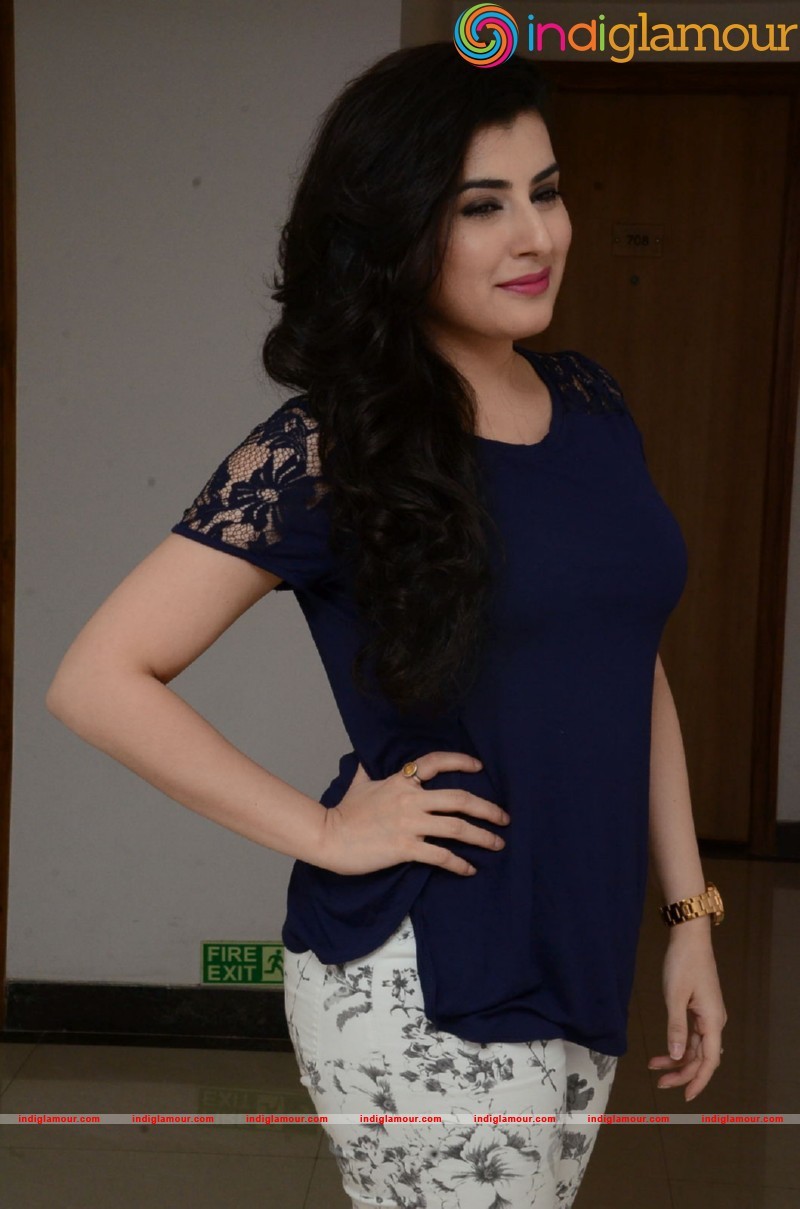 Archana Veda Sastry New Images Actress photo,image,pics and stills ...