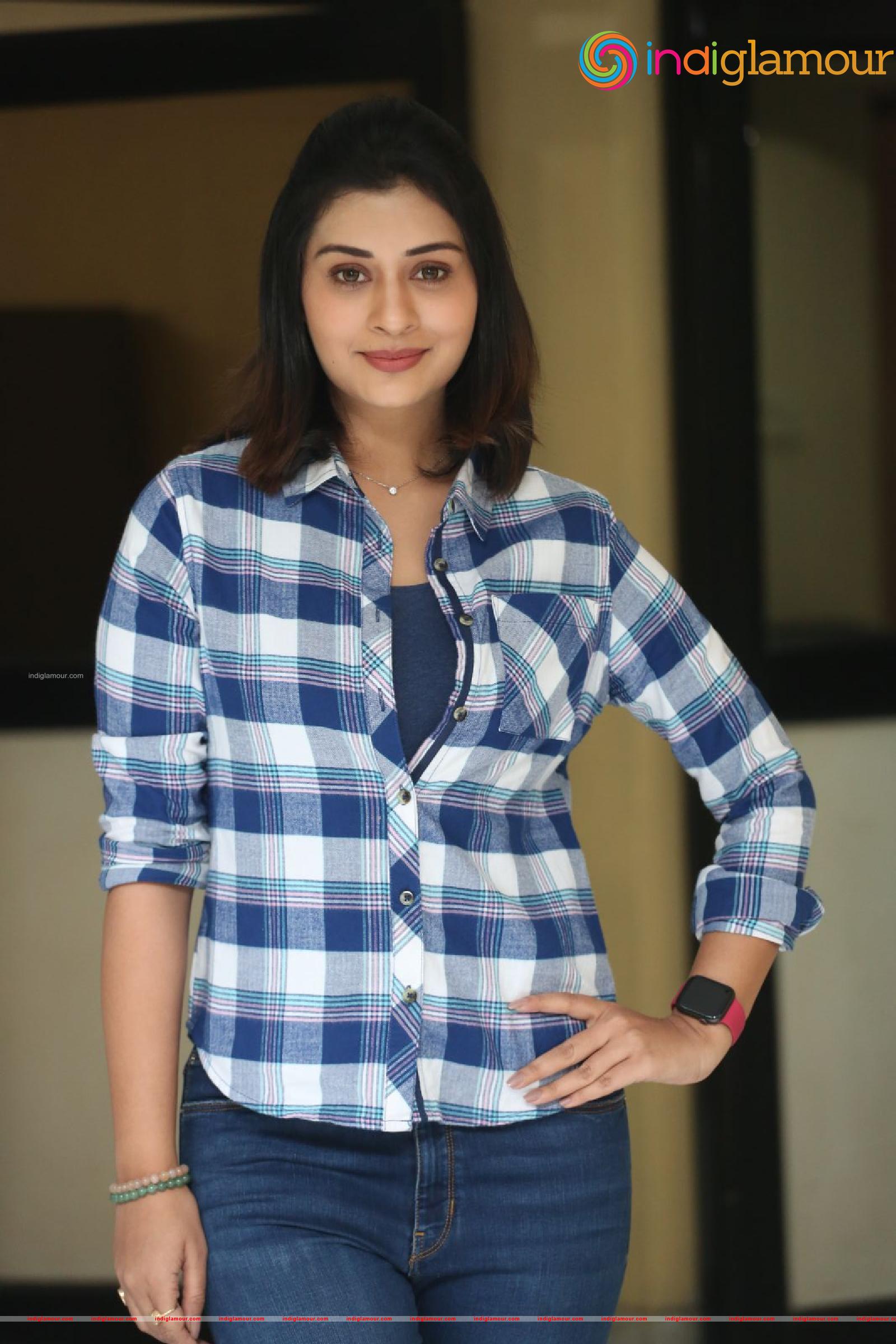 Payal Rajput Actress HD photos,images,pics and stills-indiglamour.com ...
