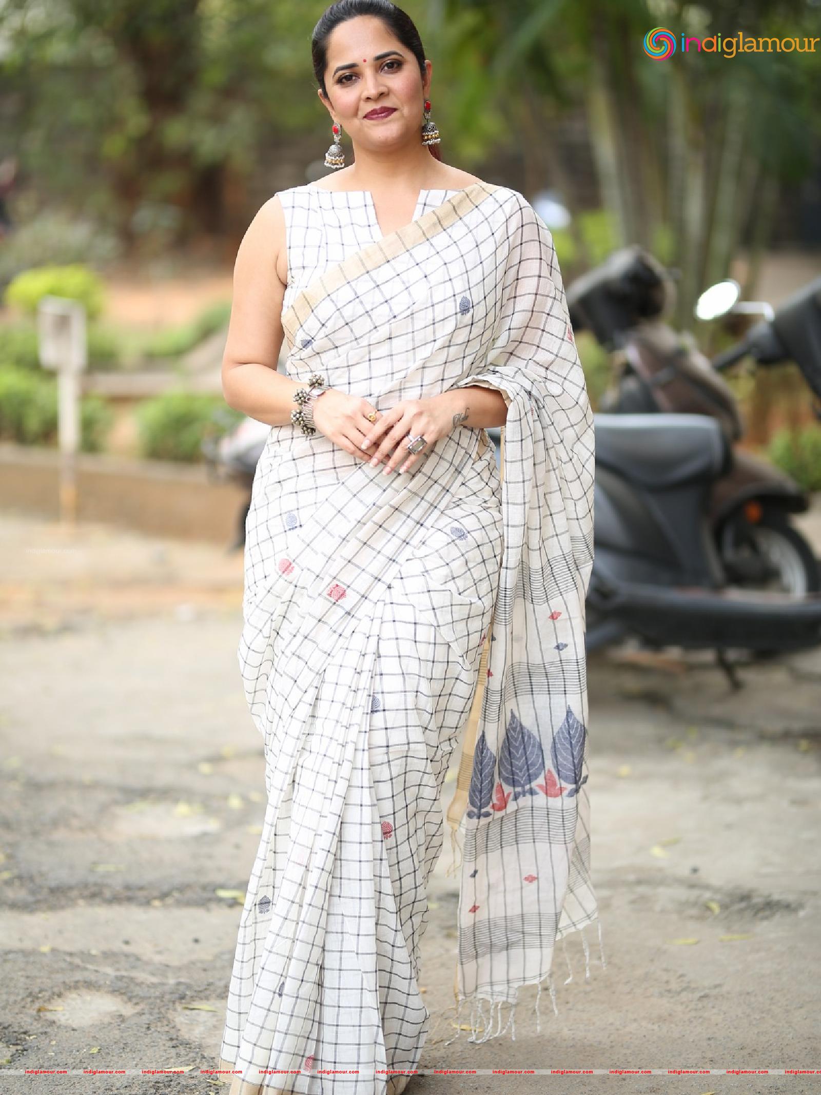 Anasuya Actress HD photos,images,pics and stills-indiglamour.com #577112