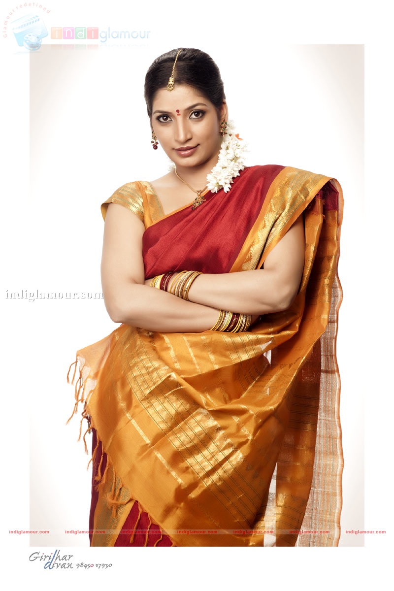 Mona Bhatt Actress photo,image,pics and stills - # 29924