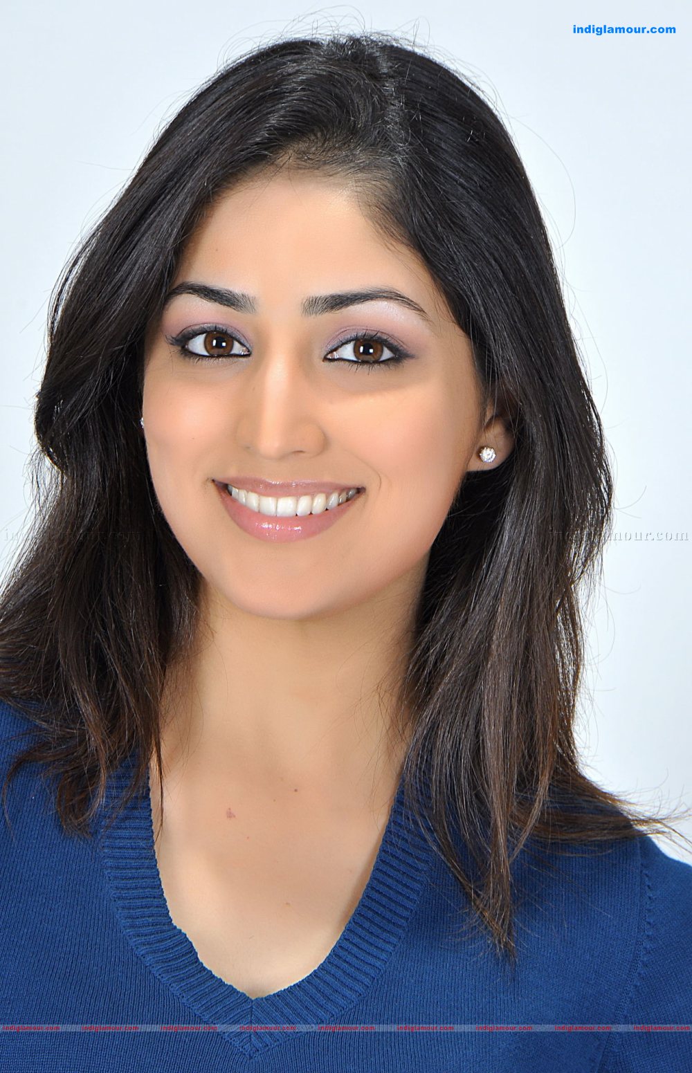 Yami Gautam Actress photo,image,pics and stills - # 92524
