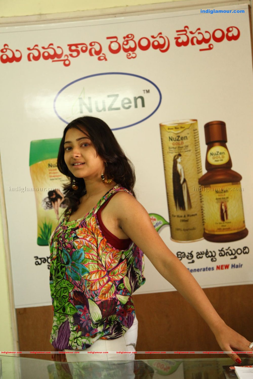 Shweta Basu Prasad Actress HD photos,images,pics and stills-indiglamour ...
