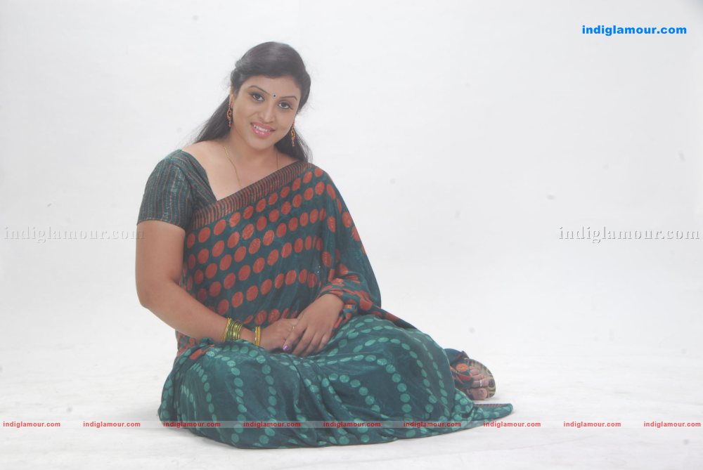 Uma Actress HD photos,images,pics and stills-indiglamour.com #110990