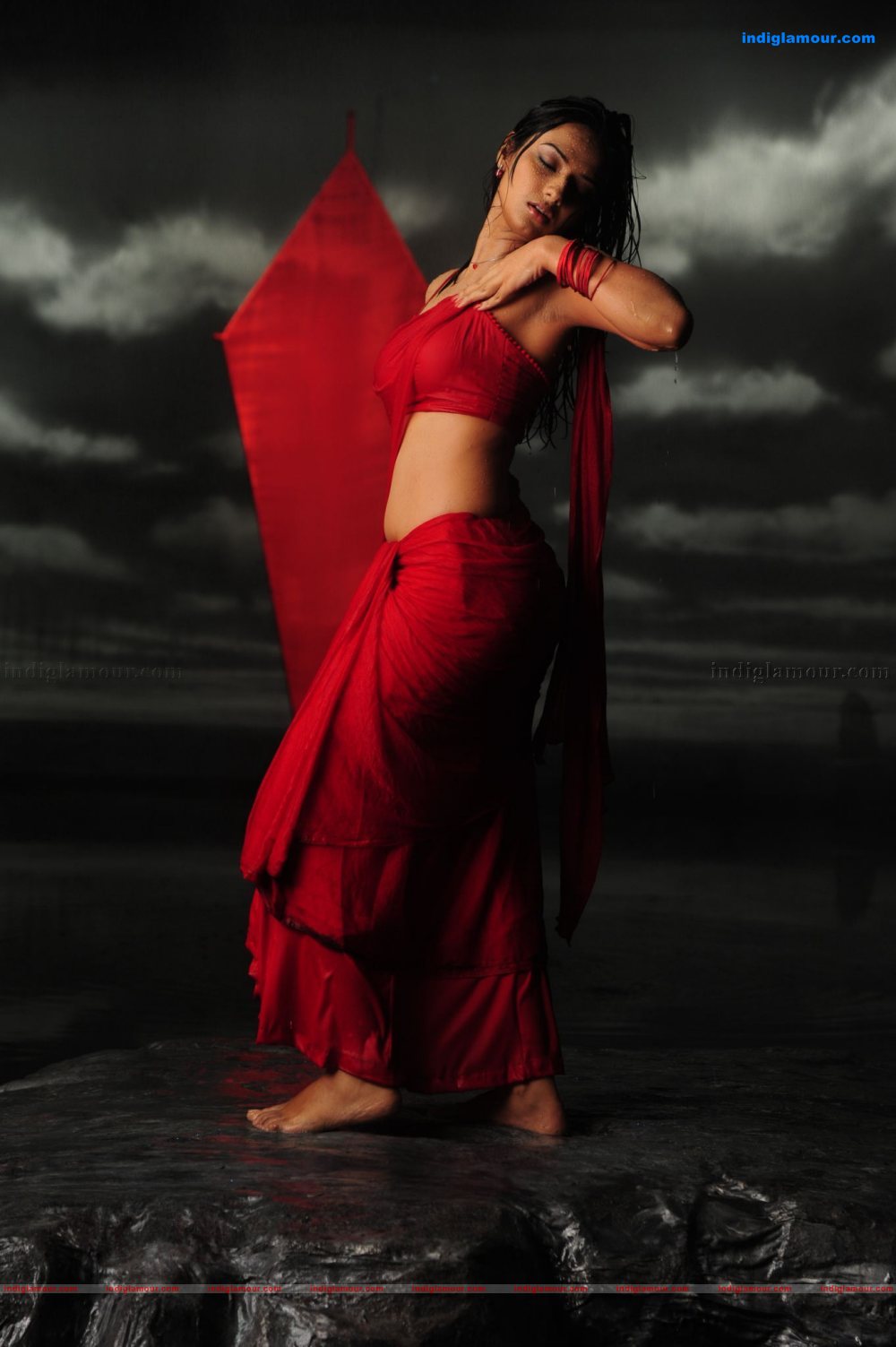 Isha Chawla Actress HD photos,images,pics and stills-indiglamour.com #94859