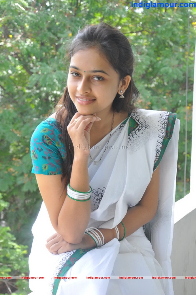 Sri Divya Actress photo,image,pics and stills - # 293277