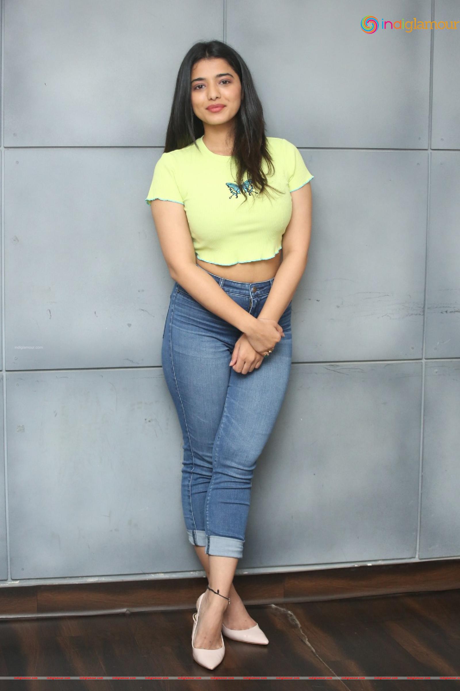 Ketika Sharma Actress HD photos,images,pics and stills-indiglamour.com ...