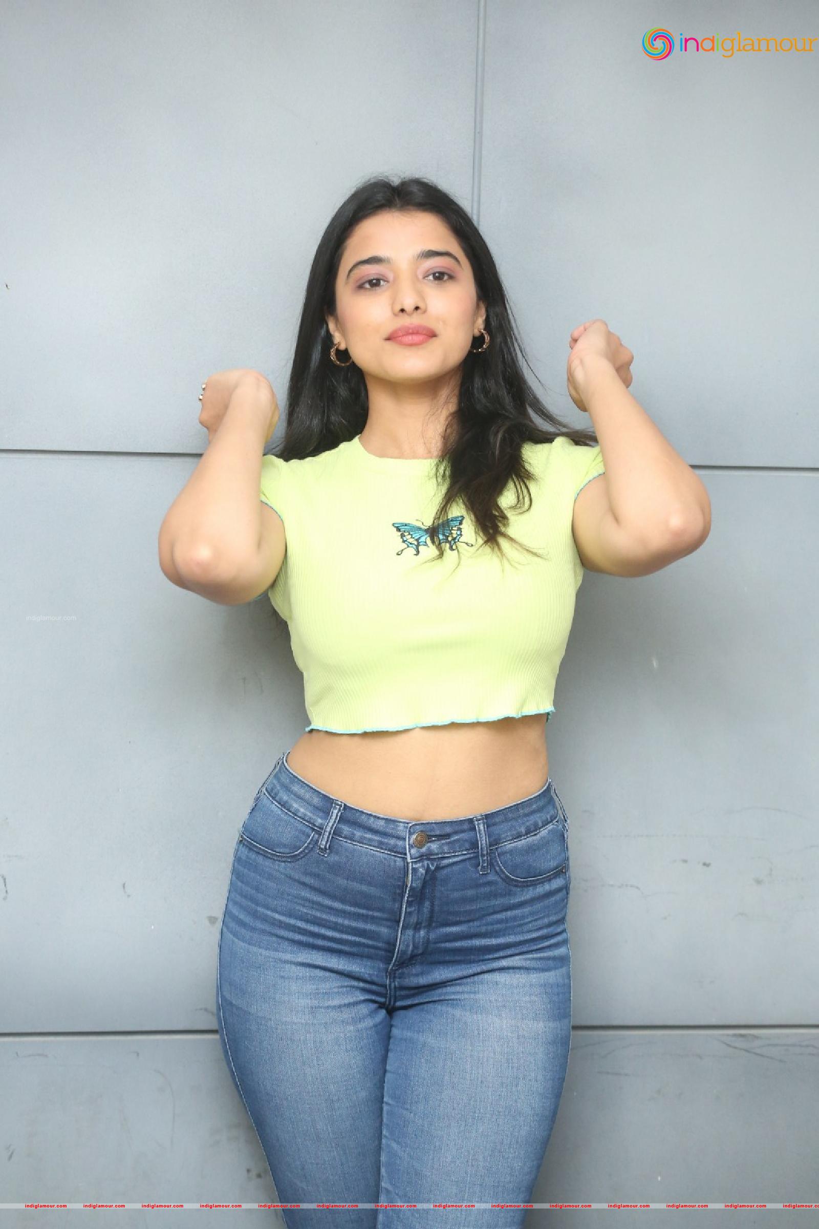 Ketika Sharma Actress HD photos,images,pics and stills-indiglamour.com ...