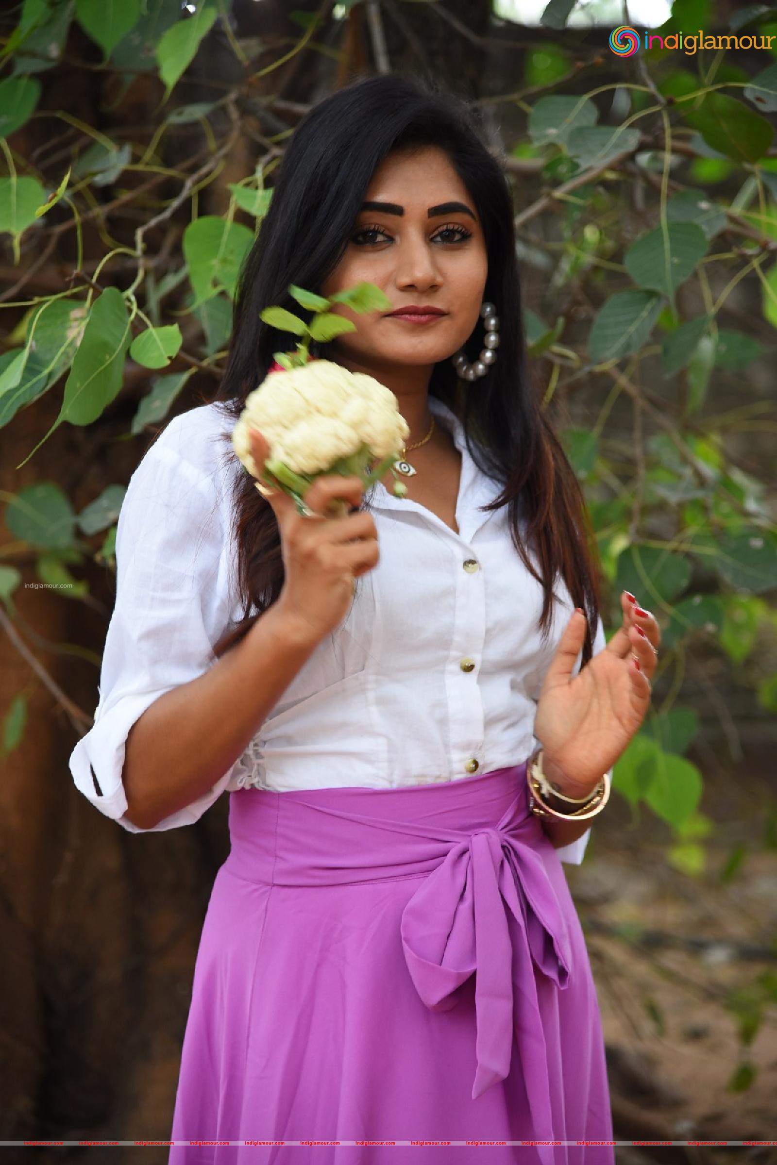 Vasanthi Actress HD photos,images,pics and stills-indiglamour.com #541417