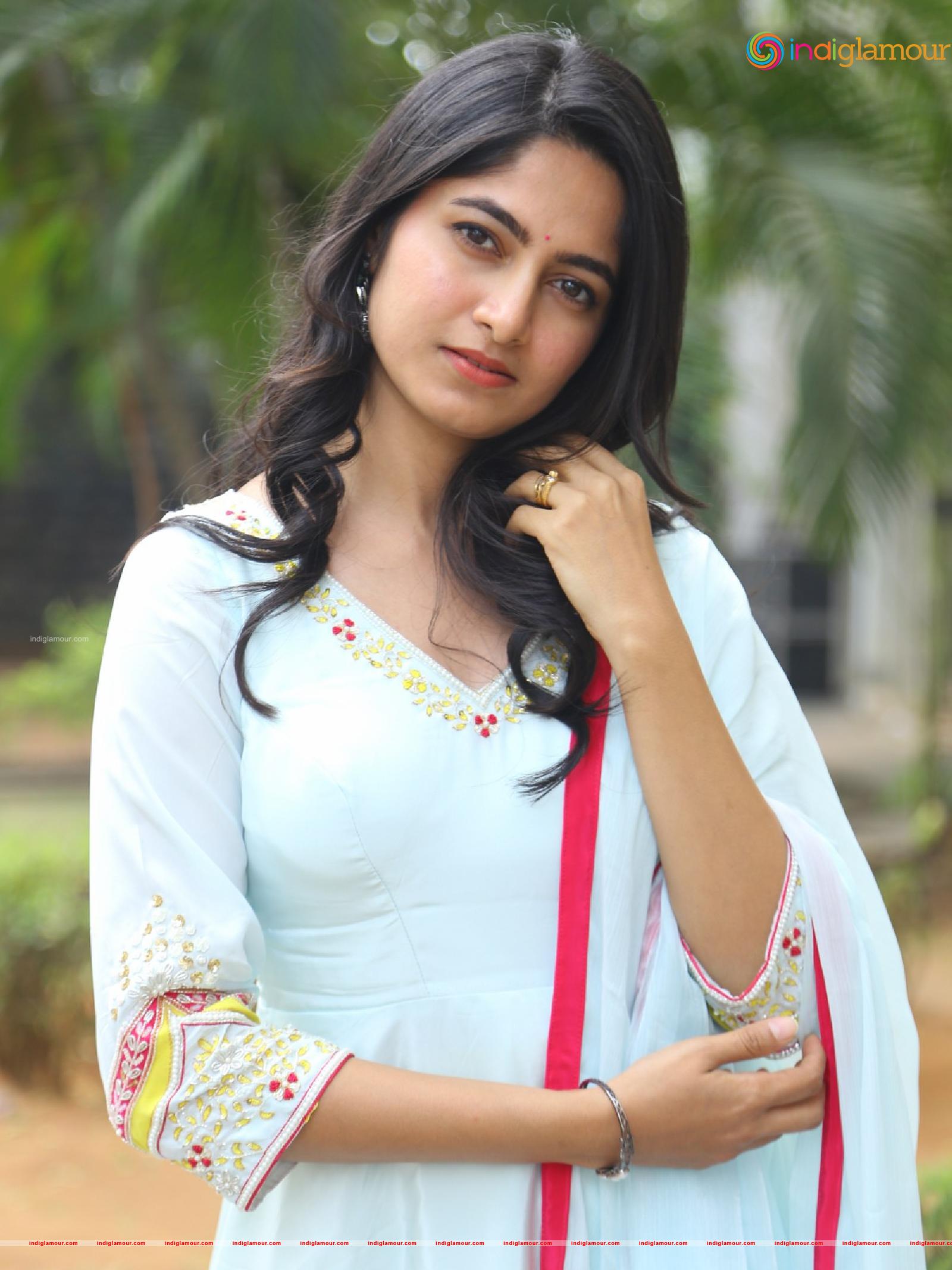 Kushee Ravi Actress HD photos,images,pics and stills-indiglamour.com ...