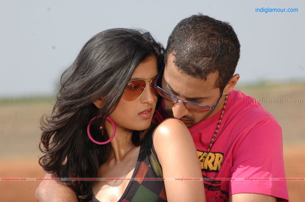 House Full Movie HD photos,images,pics,stills and picture-indiglamour ...